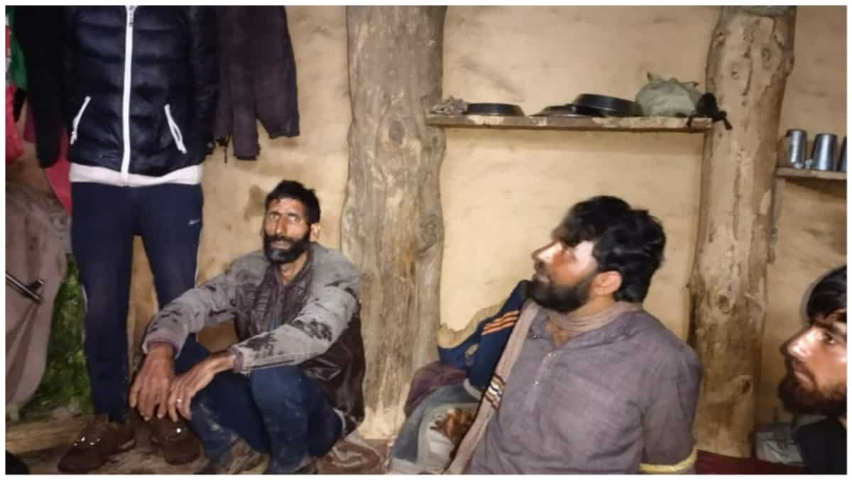 Pakistan's new ploy, asking terrorists to join Indian parties and target leaders - India News News