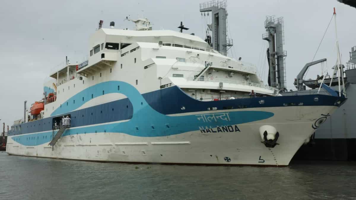 India: State-run Cochin shipyard delivers 500-passenger vessel for ...