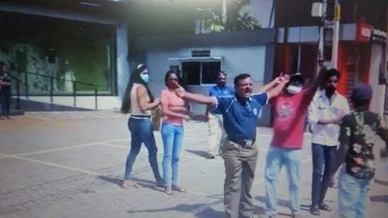 Watch: Protesting police sergeant of Sri Lanka arrested from President ...