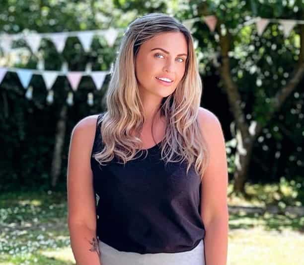 UK model charges guests for food, hotel bills to attend her wedding ...