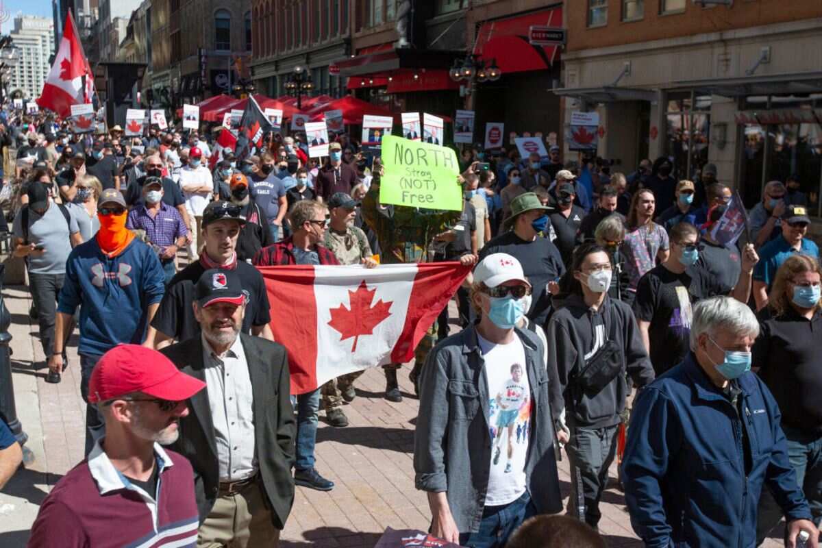 Canada bans handgun imports - World News