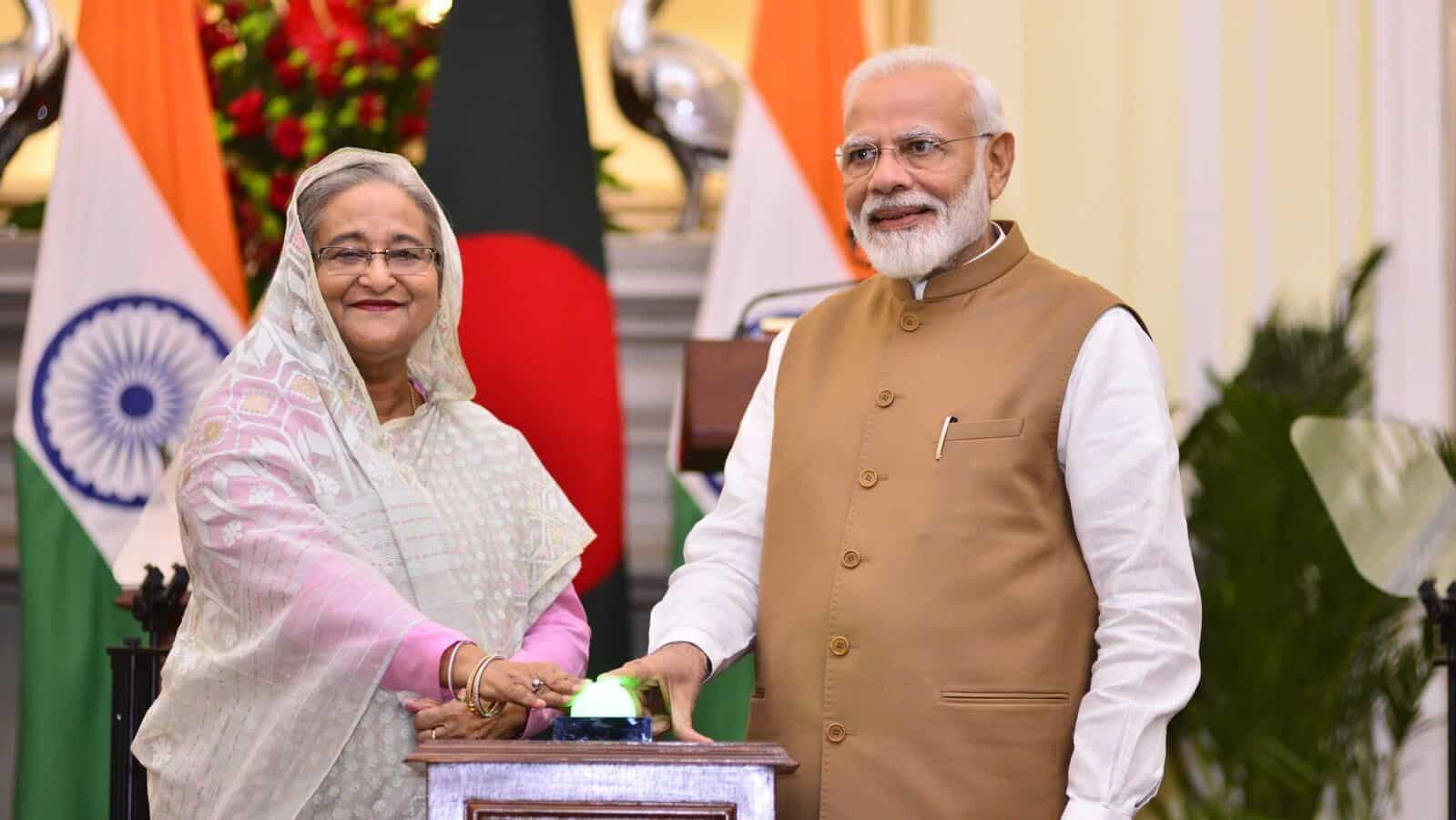 India: Sheikh Hasina gets ceremonial reception at President house, all set to hold talks with PM ...