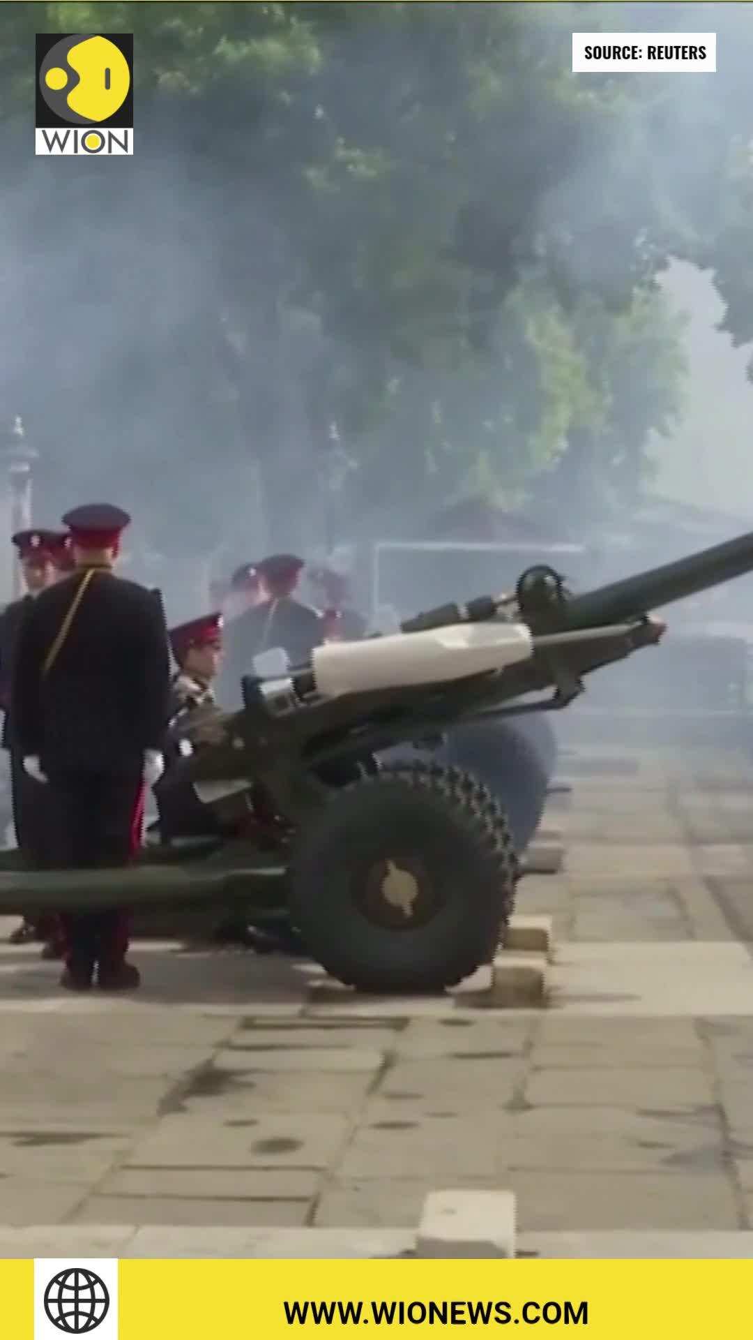 Watch: Gun salutes in memory of Queen Elizabeth II - Edge News