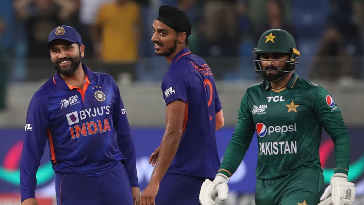 People stay quiet thinking they cannot criticise India: Ex-Pakistan ...