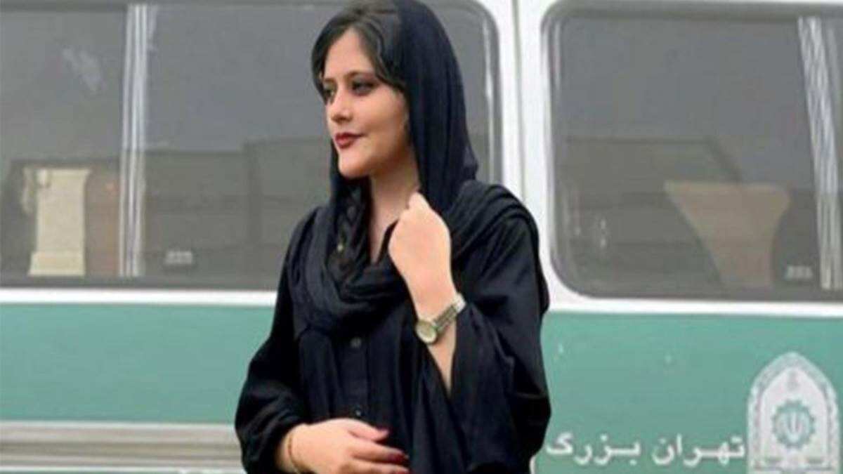 Mahsa Amini death: Iran police says Amini died by heart attack but CT ...