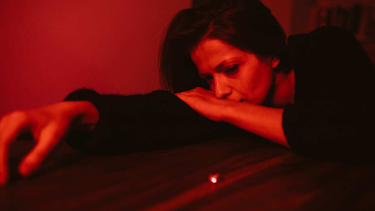 Woman asks if she can take time off work after breakup. Do you think ...