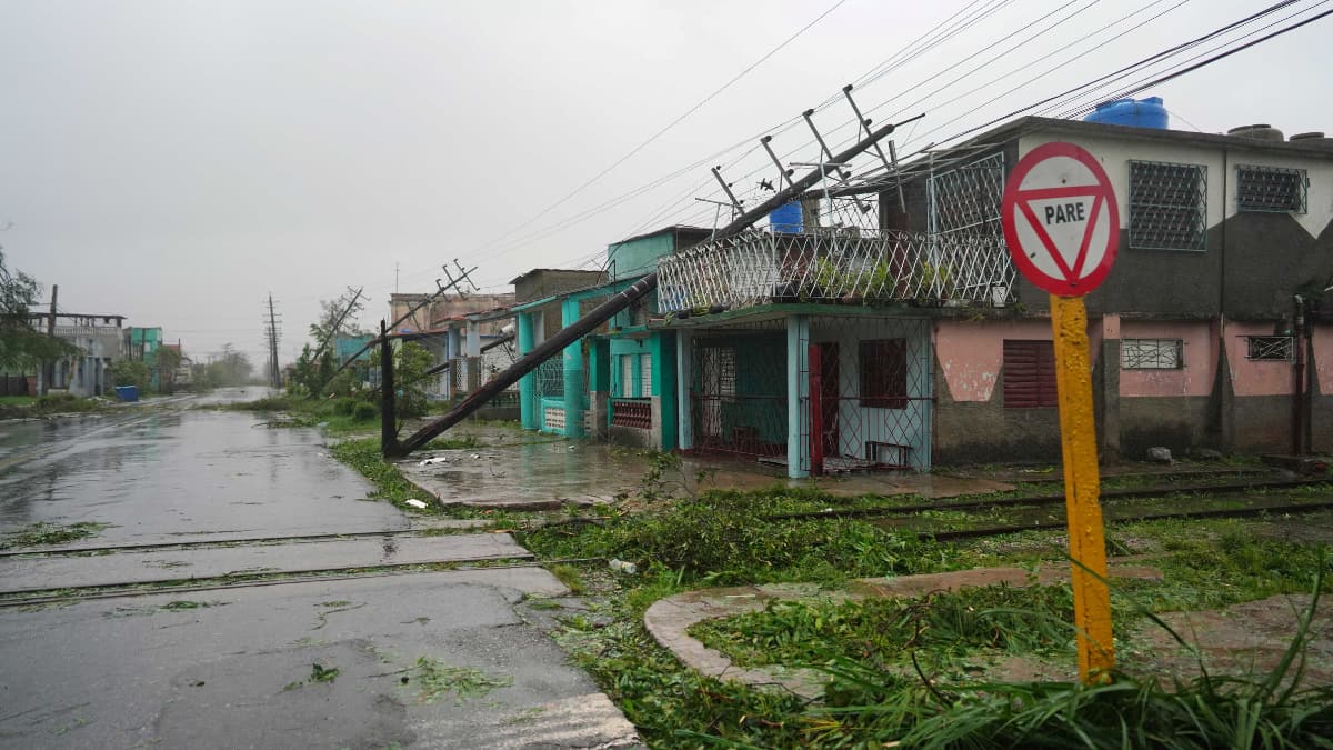 How hurricane categories forecast the scale of destruction - World News