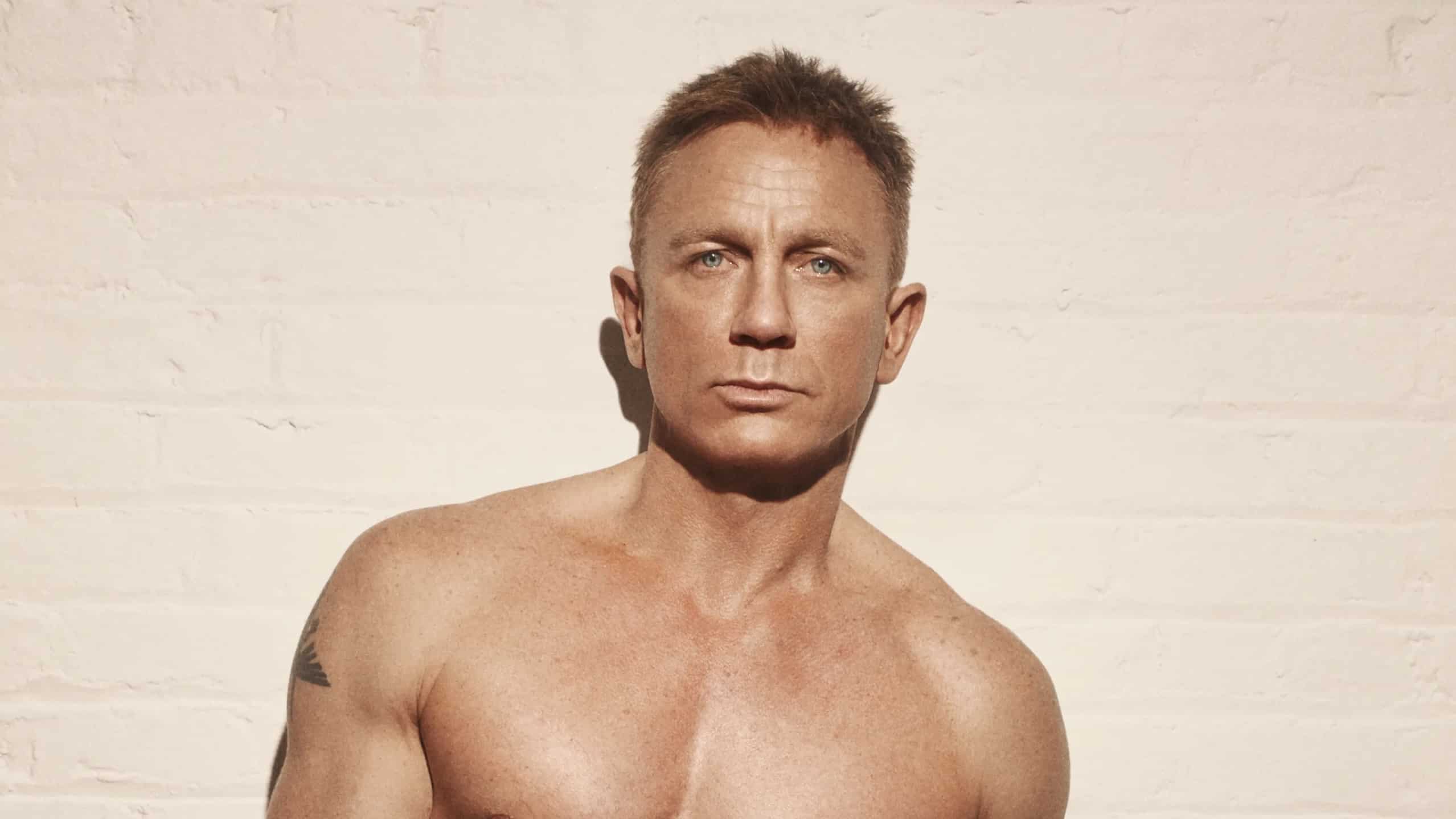 Daniel Craig receives same royal honour as James Bond? Here's ...