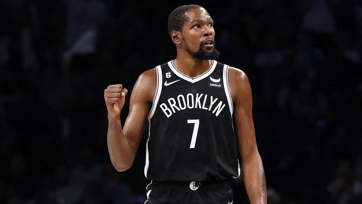 NBA's Kevin Durant latest high-profile athlete to invest in pickleball ...