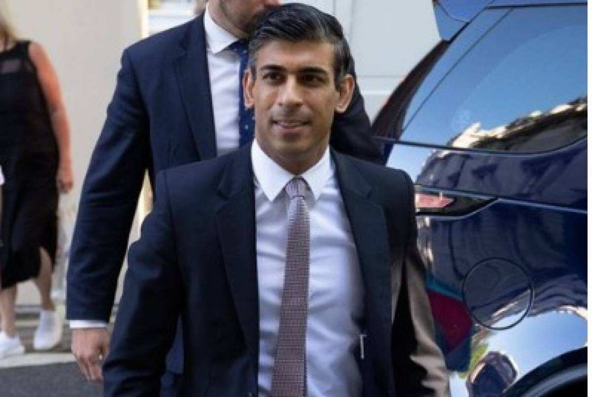 UK: Rishi Sunak to address the nation from Downing Street, rocky road ...
