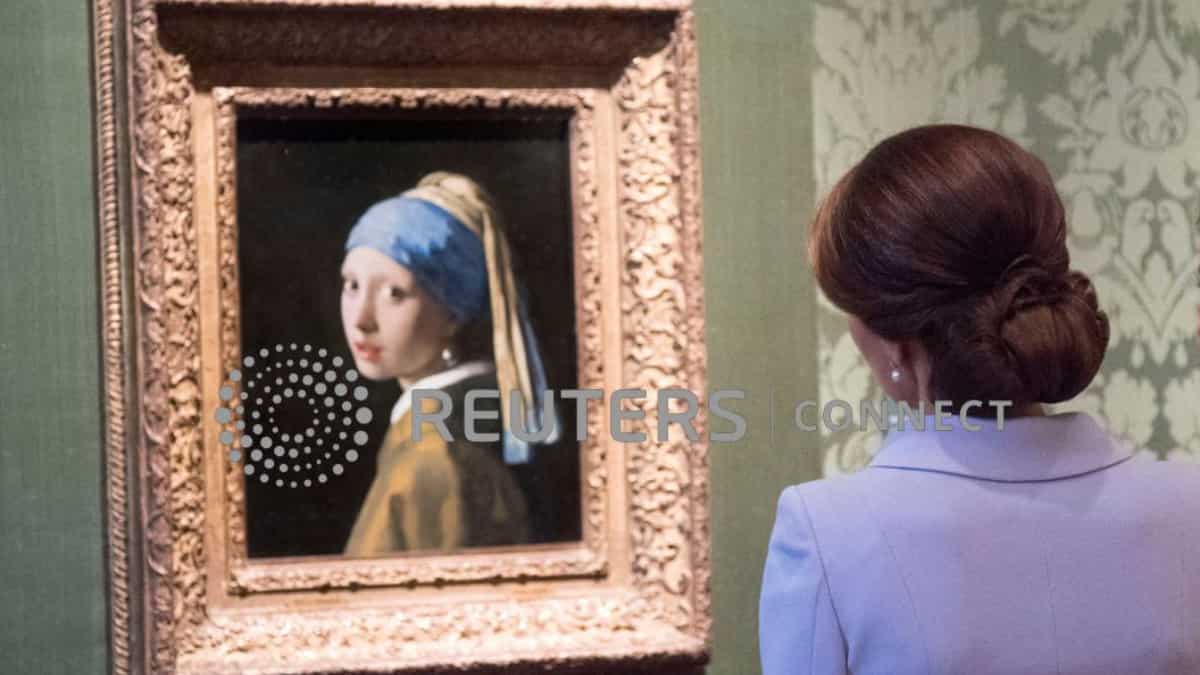 In Pics | Climate activists 'vandalise' famous paintings across ...