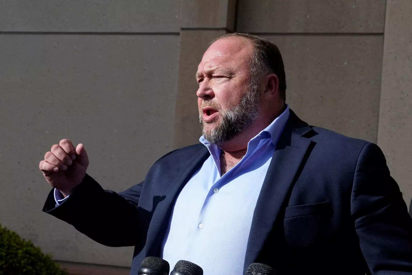 'Trial is unfair, assault on free speech,' says Alex Jones; to pay $473 ...