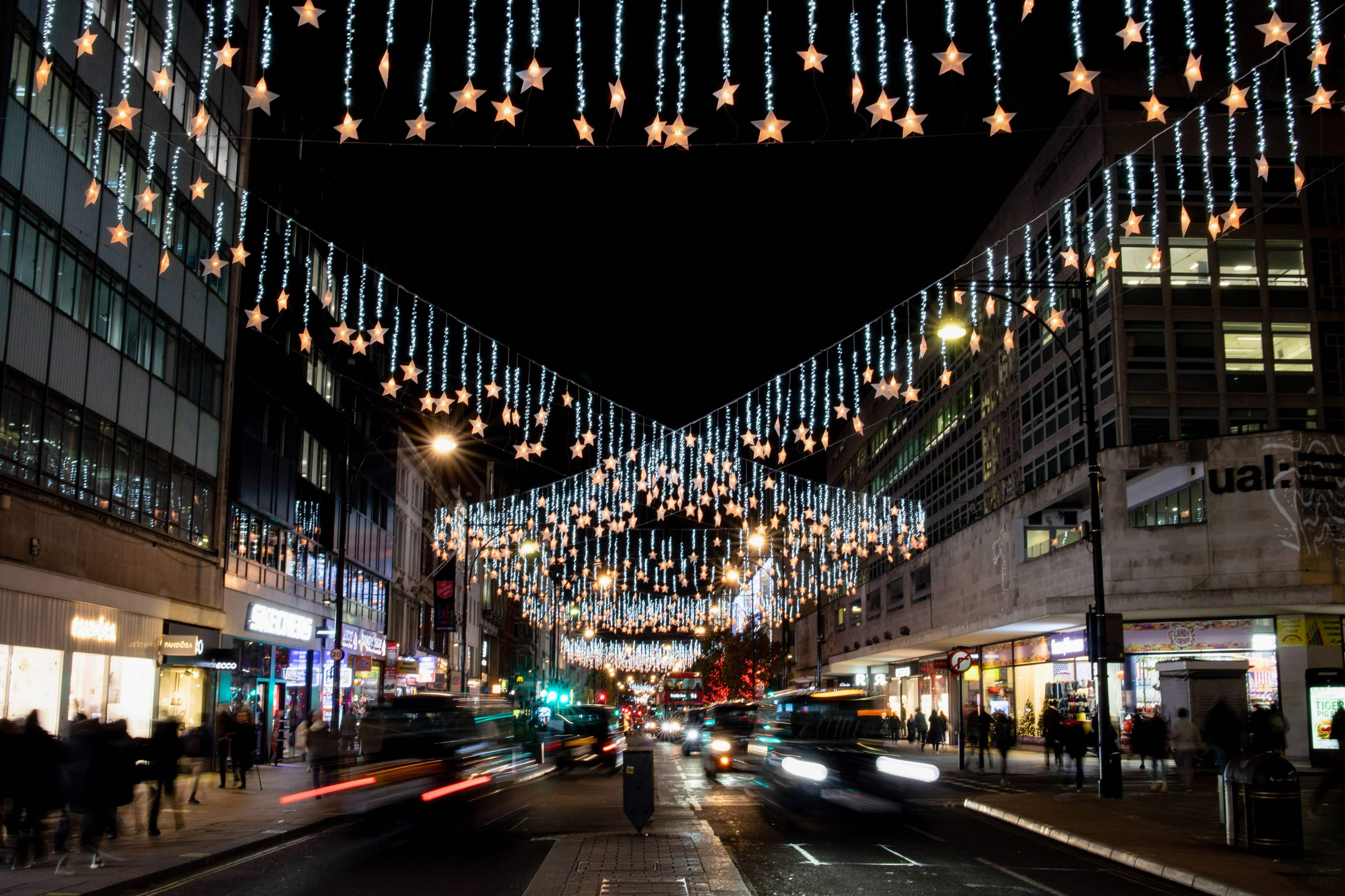 London: Christmas lights to go off after eight hours - World News