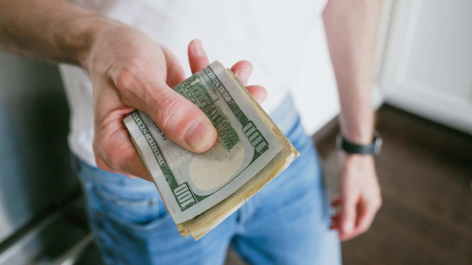 Are Richie-Rich recession-proof? Economies slowing down, but not the ...