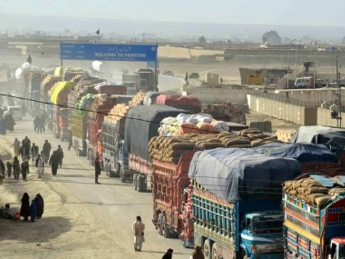 WION Dispatch: Pak-Afghan border tensions escalate with heavy exchange ...