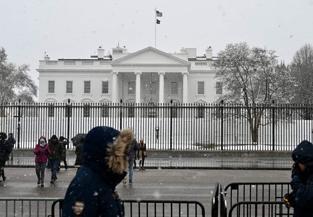 Winter storm, tornadoes batter US, thousands without electricity - World News
