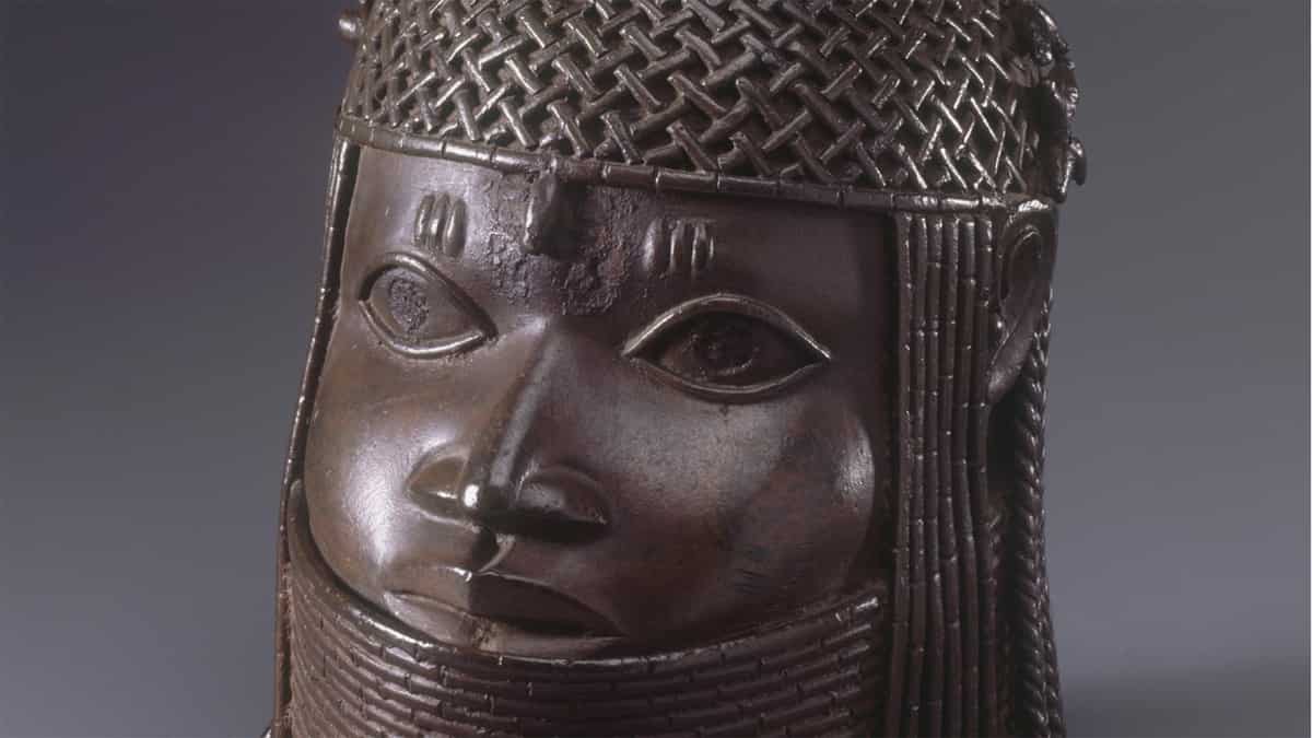 History and art comes home: Germany returns 20 Benin Bronze artefacts ...