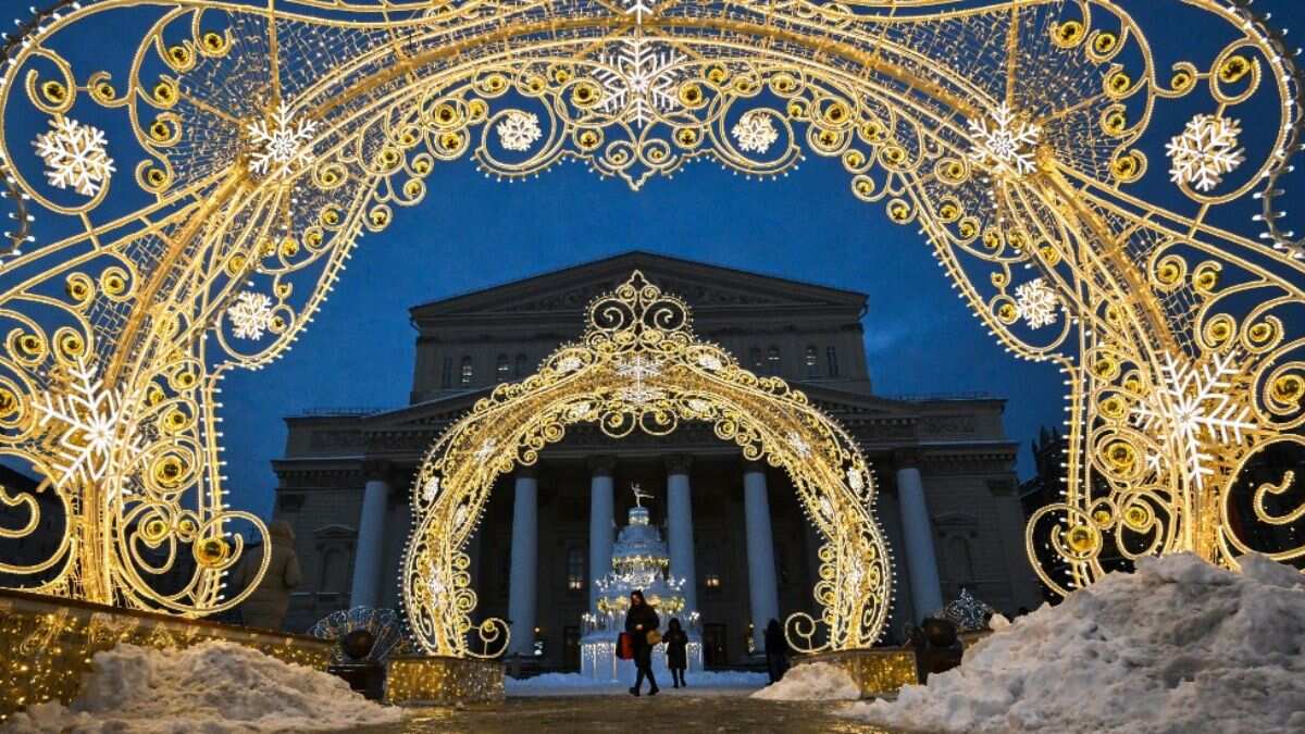 'Tis the season! Stunning visuals of Christmas from across the world ...