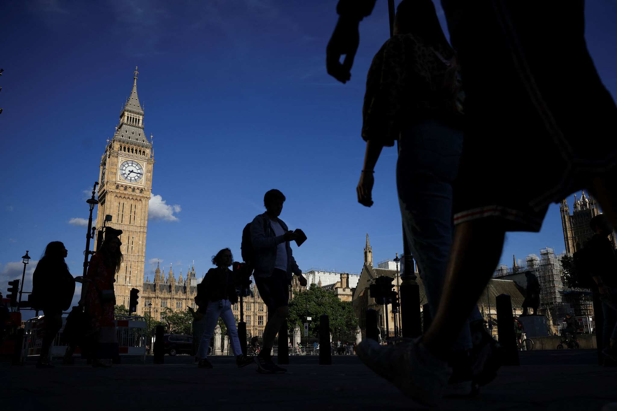 UK: Government launches advert on saving energy - World News