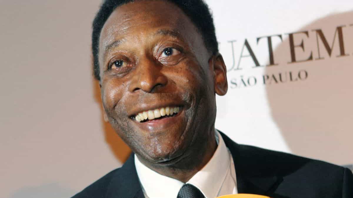 In Pics: Pele's UNBELIEVABLE records that stunned the world! - Sports News