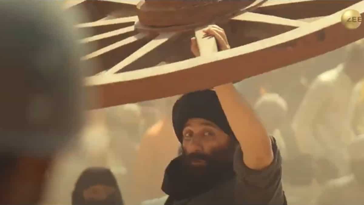 WATCH: Sunny Deol lifts a cartwheel in 'Gadar 2', reminds fans of the ...