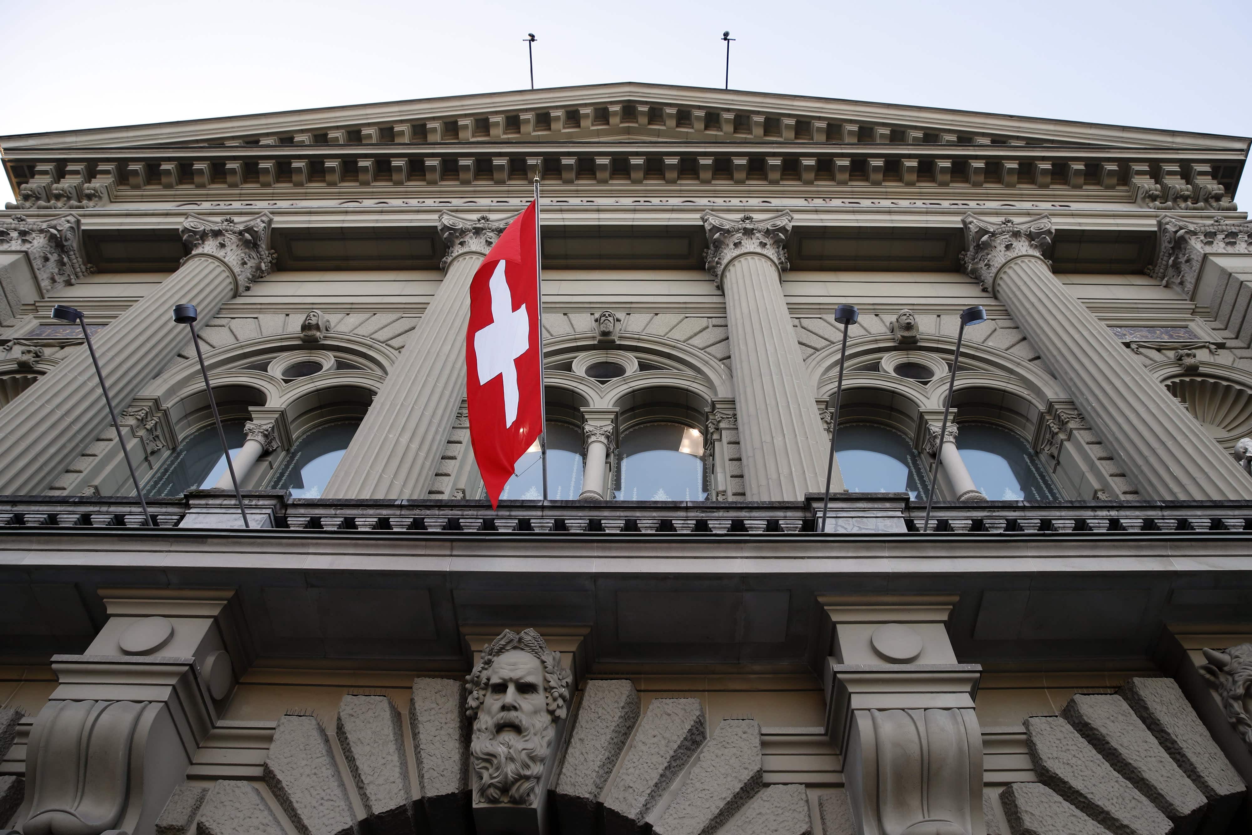 World Business Watch: Swiss central bank posts biggest loss in 116 ...