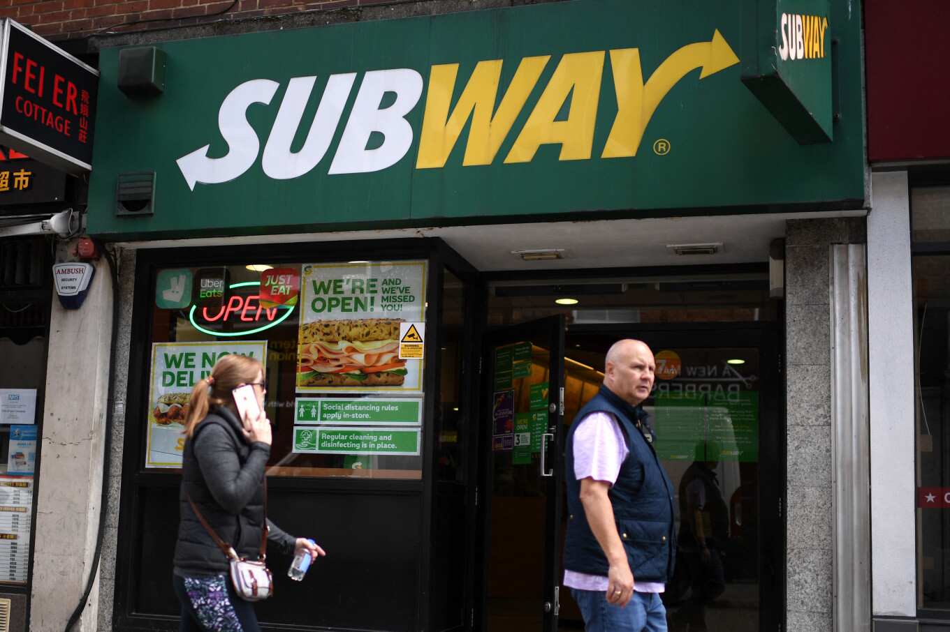 World Business Watch: Global sandwich chain Subway heading for sale ...