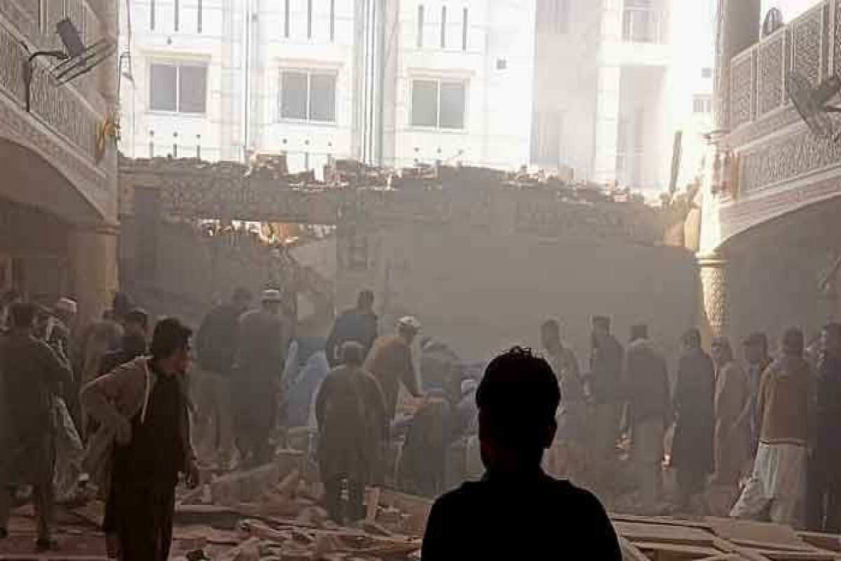 Pakistan: At least 28 dead, more than 150 wounded in blast inside ...