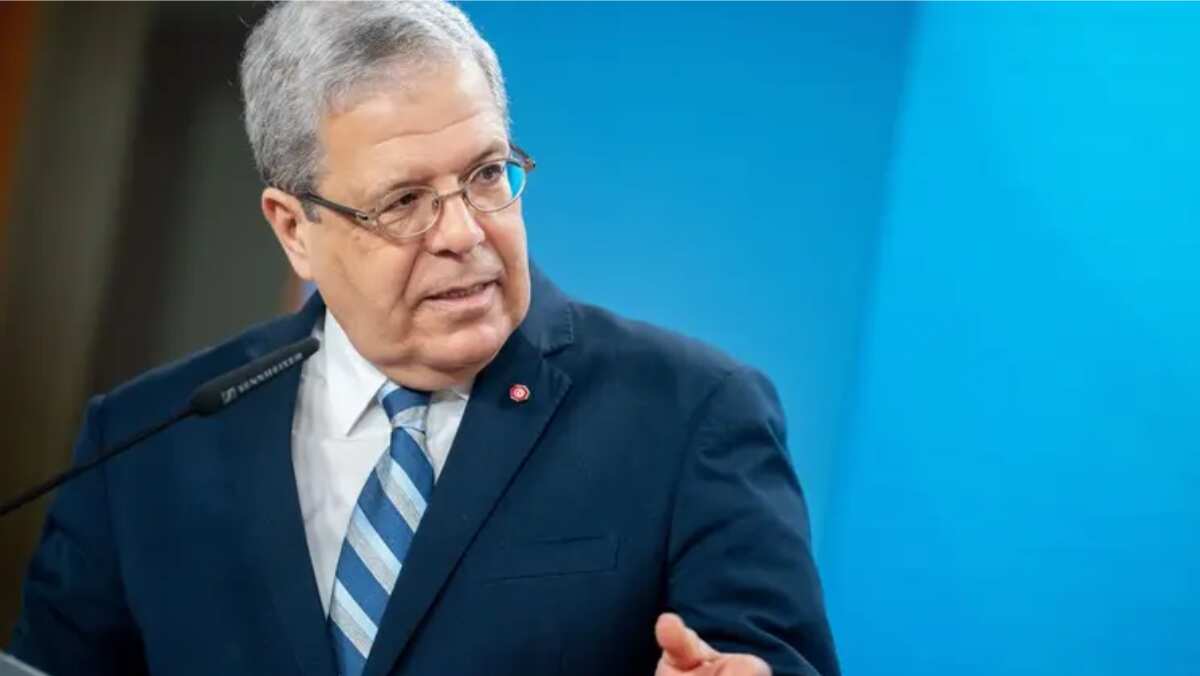 Tunisia president sacks foreign minister amid political slugfest ...