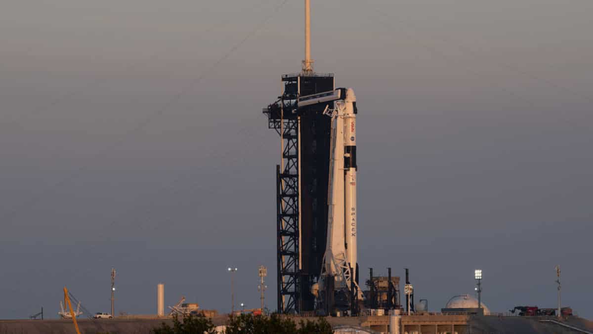 SpaceX Crew Dragon preps for lift-off, to dock with ISS - Science News
