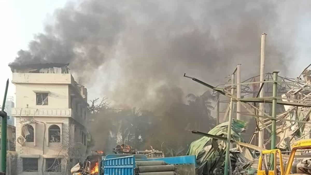Bangladesh: Six killed, several injured in explosion, blaze at ...