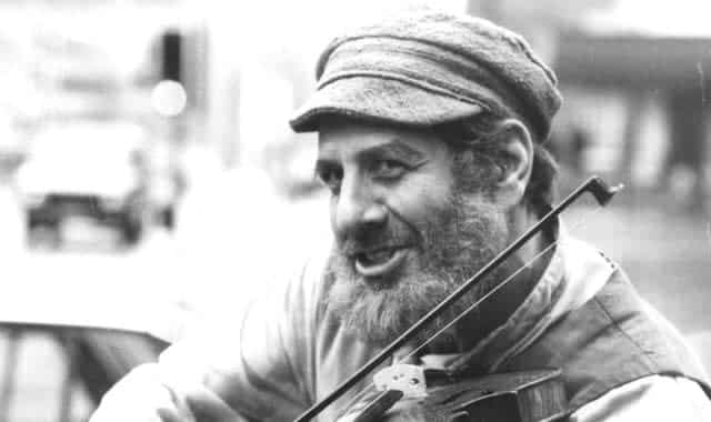 Who was Chaim Topol—the Fiddler on the Roof actor? Here’s the cause of ...