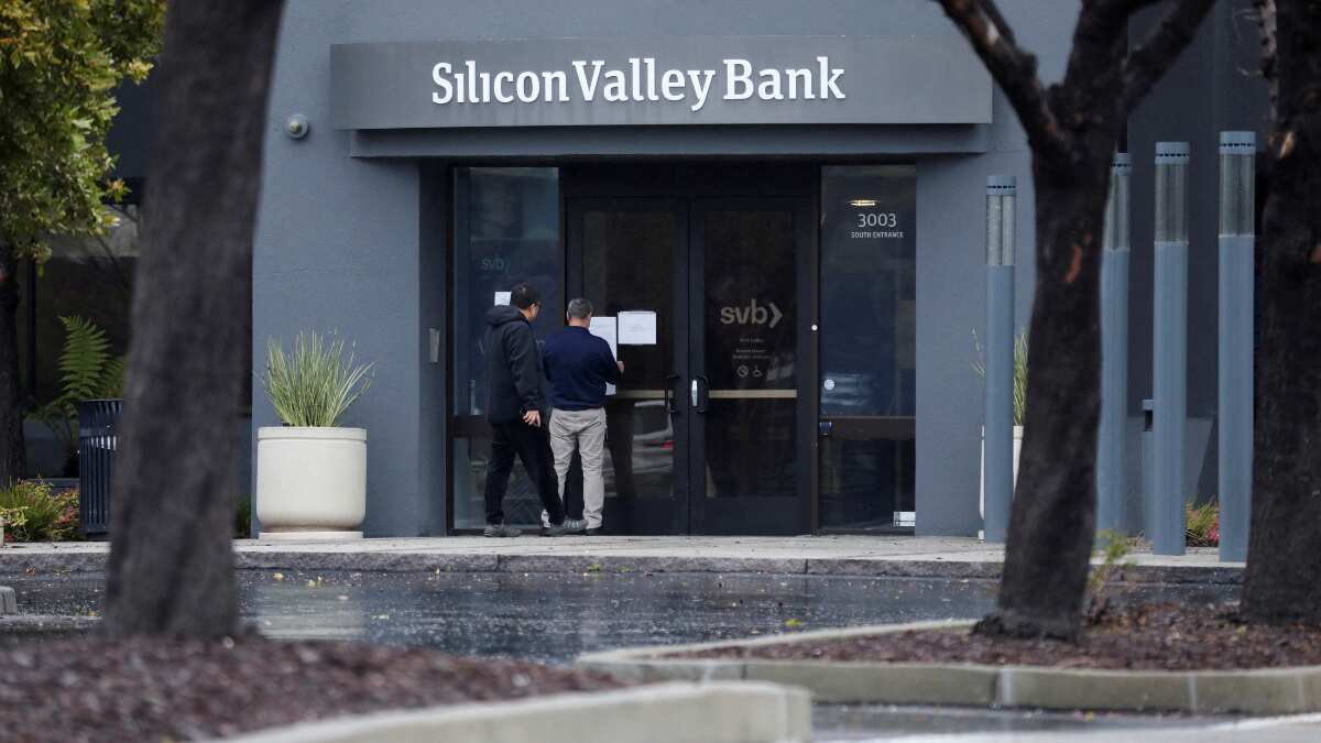 US govt says SVB customers can access deposits as second lender ...