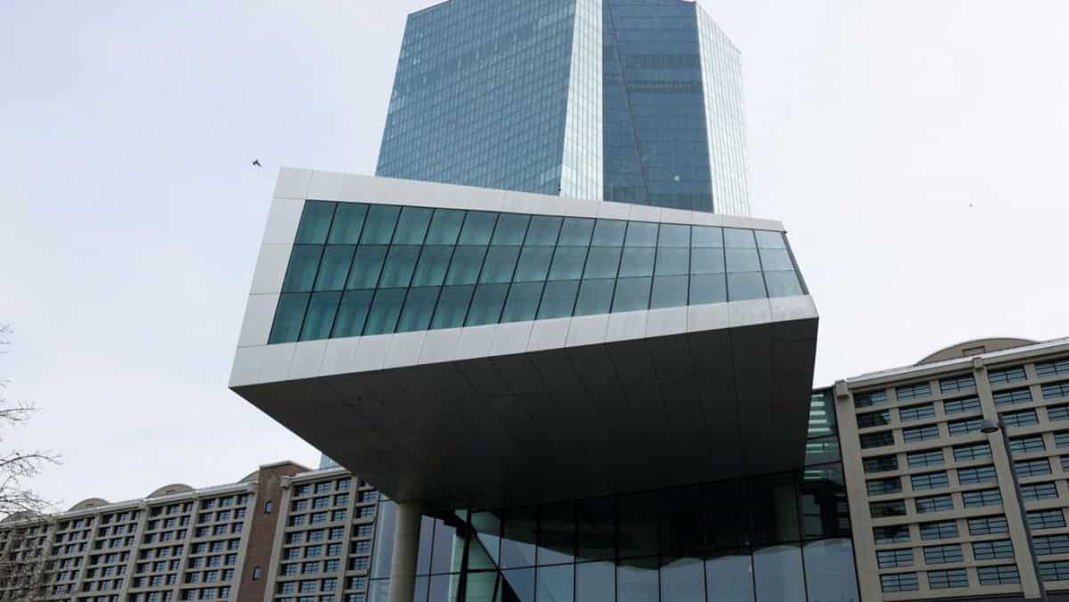 Credit Suisse, UBS merger sets off central banks catering to bolster ...