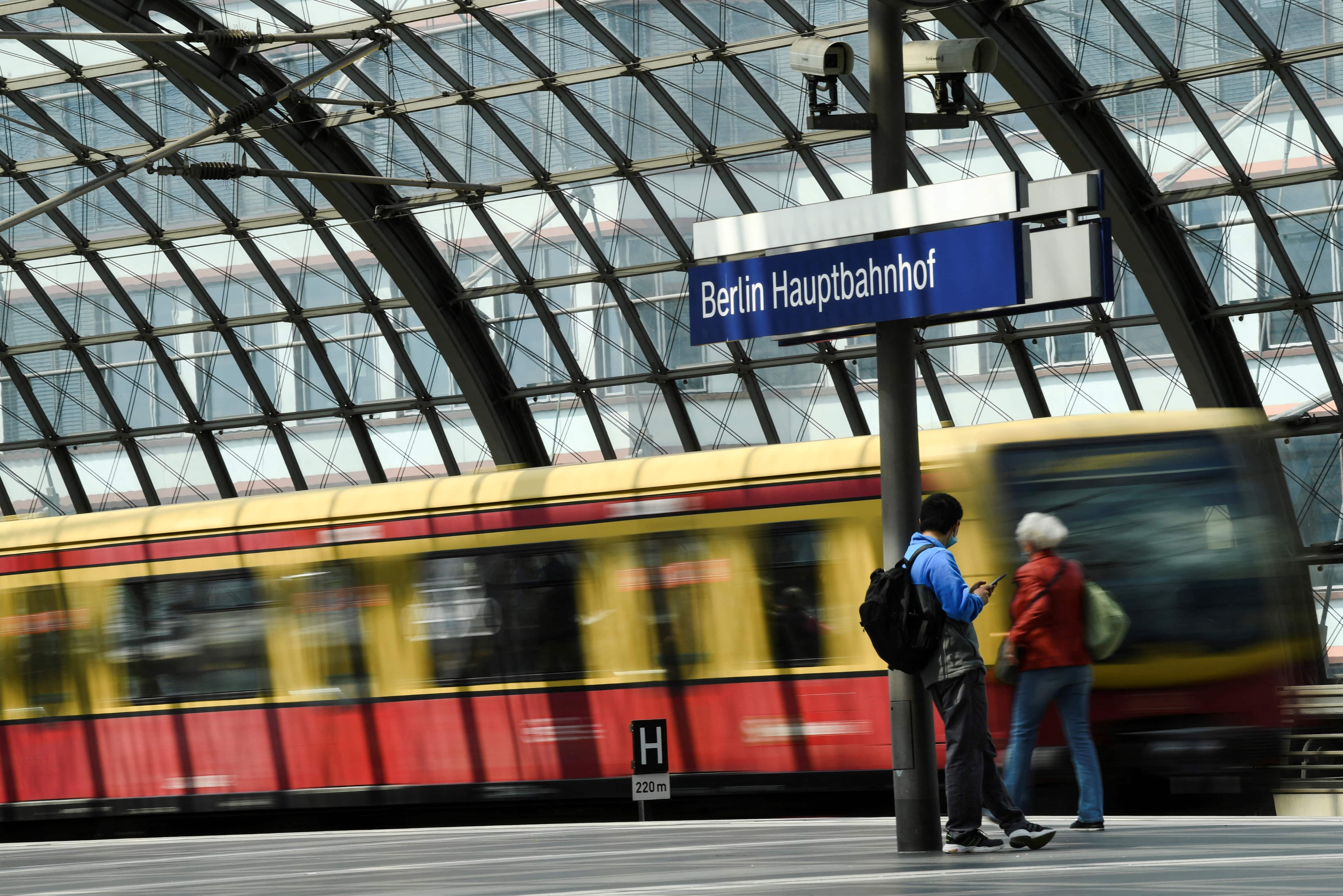 Germany braces for ‘mega strike’: Bus, railways, airports to come to ...