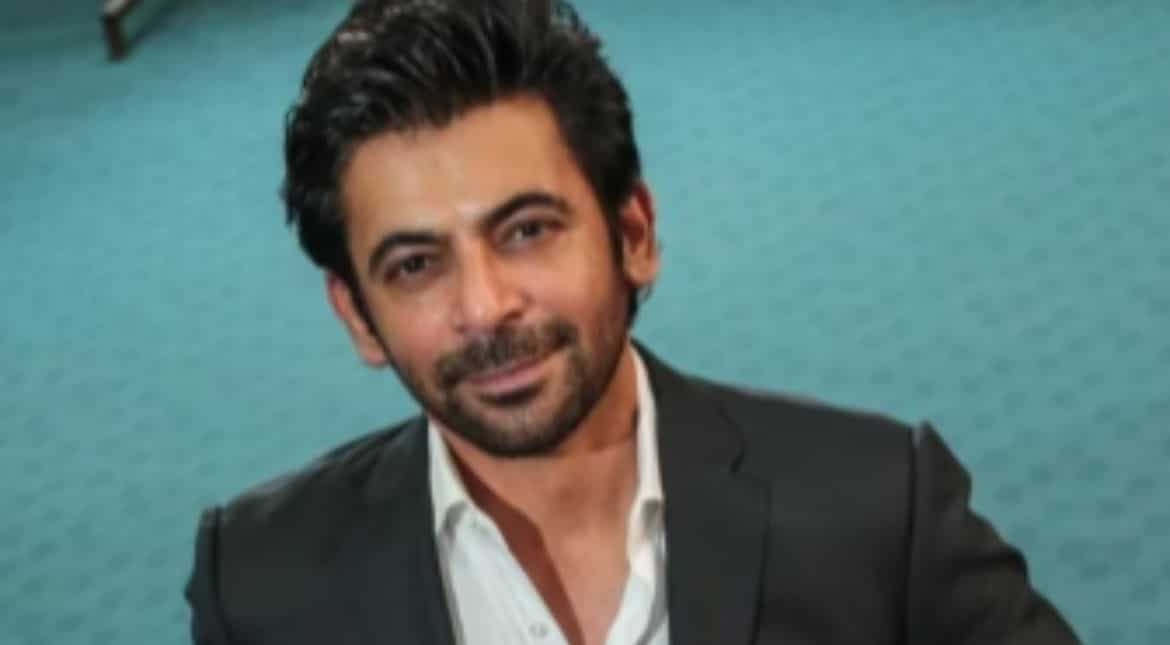 Comedian Sunil Grover has a message for cricketers Shikhar Dhawan and ...