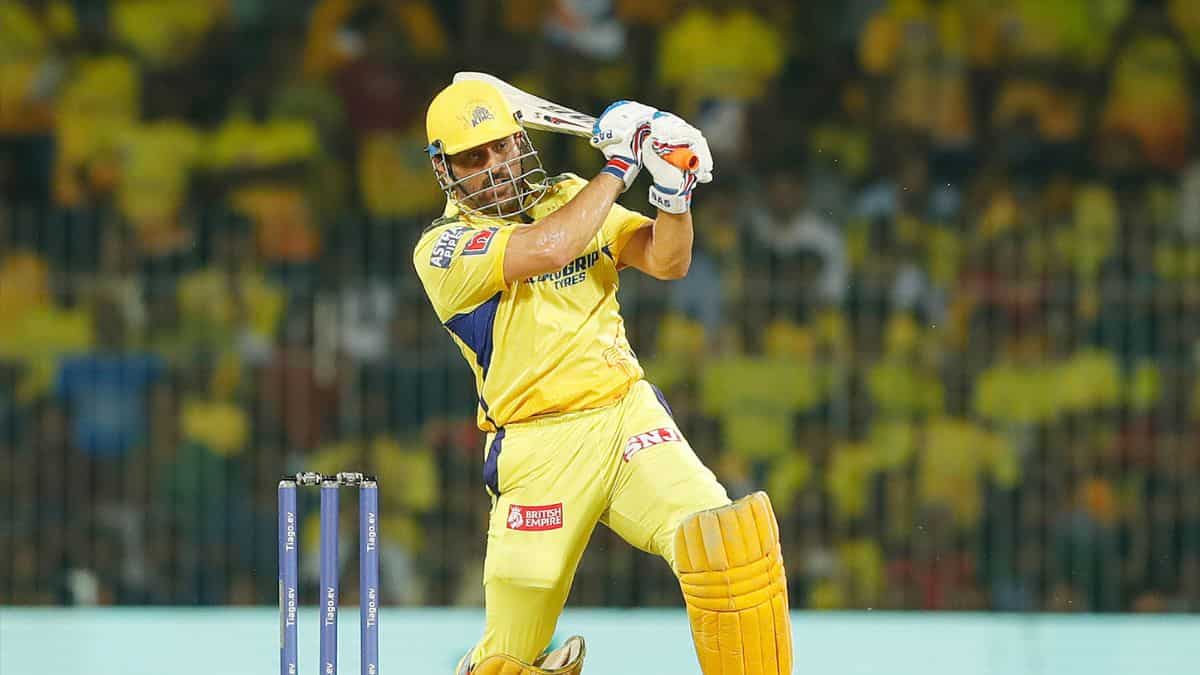 IPL 2023: Dhoni frustrated with middle-order batting approach after RR ...