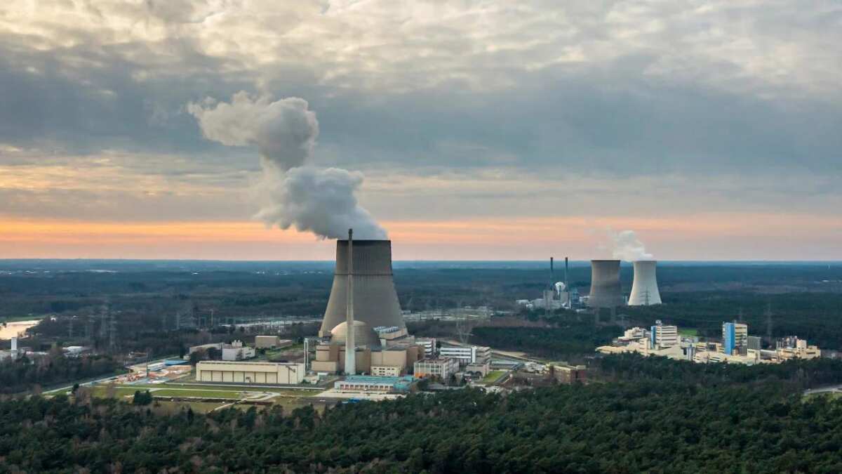 Nuclear power phase-out: Germany switches off remaining three reactors ...