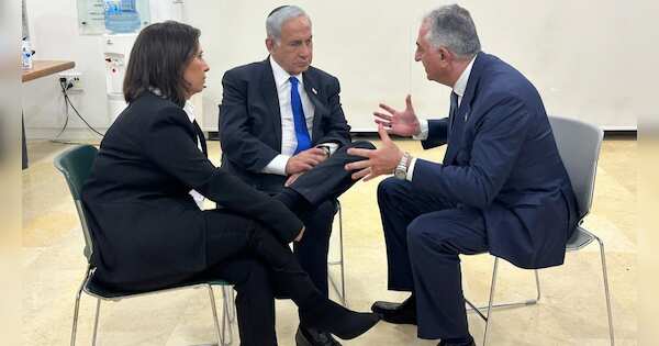 Prince Reza Pahlavi meets Israel PM Netanyahu: Son of toppled Iranian ...