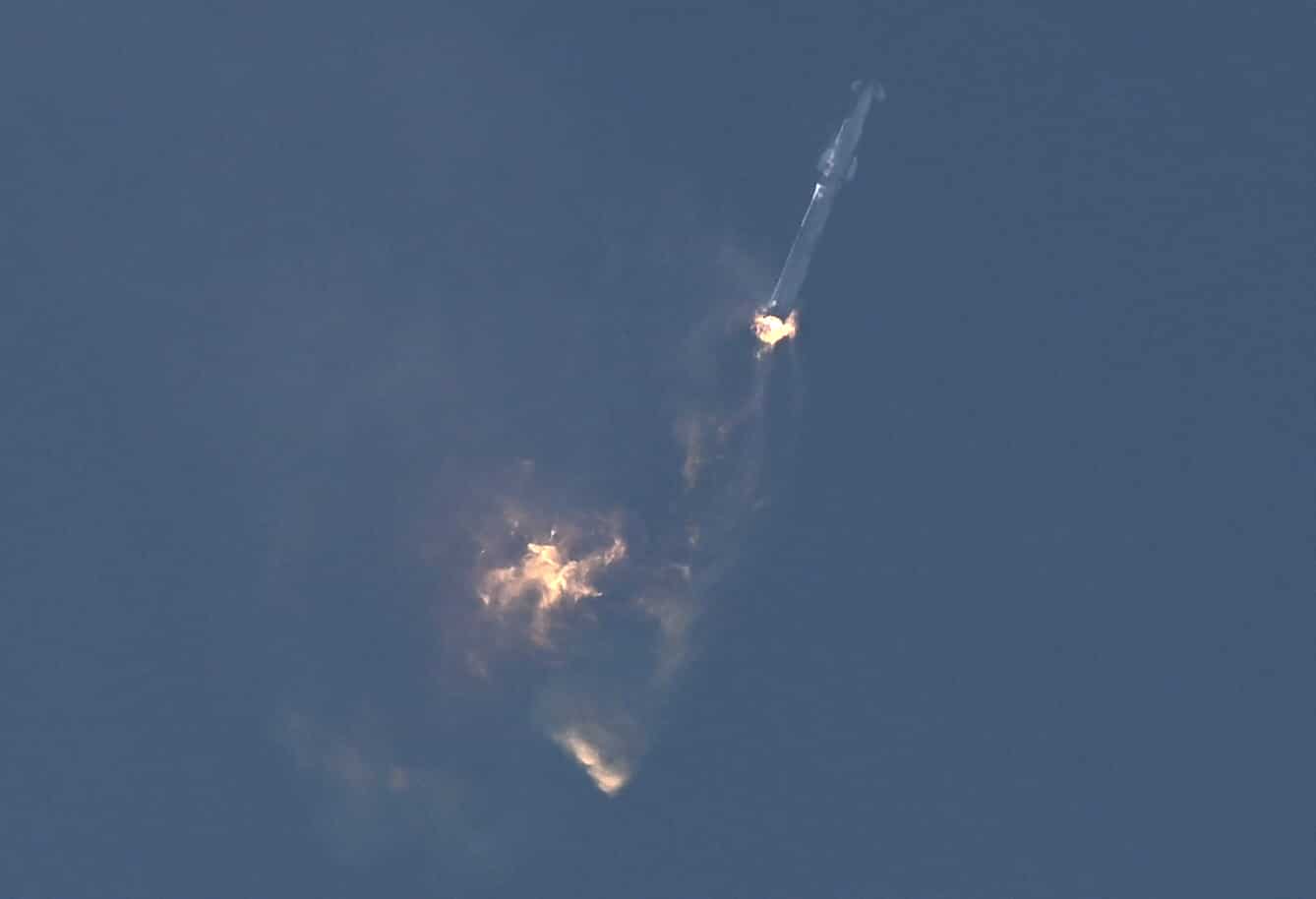 WATCH | Moment when SpaceX's Starship rocket exploded after liftoff ...
