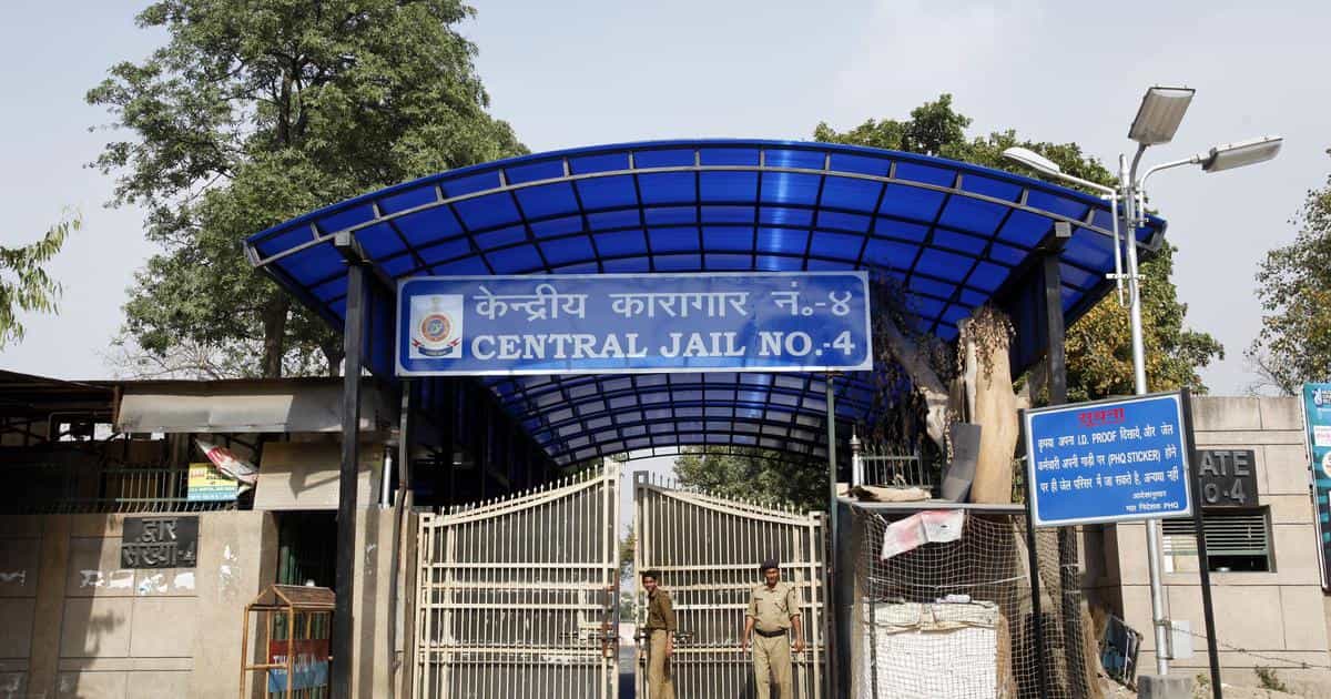 CCTV clip of Tillu Tajpuriya gangster murder inside Delhi’s Tihar jail ...