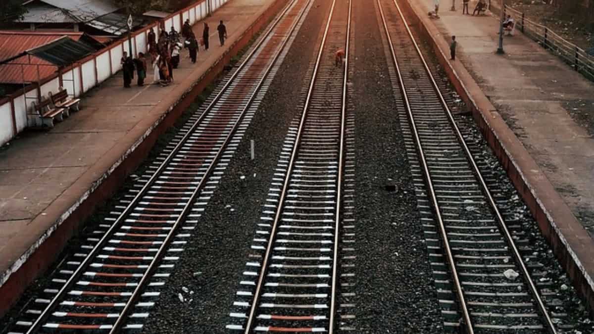 India: At least six killed after freak train accident in Odisha - India ...