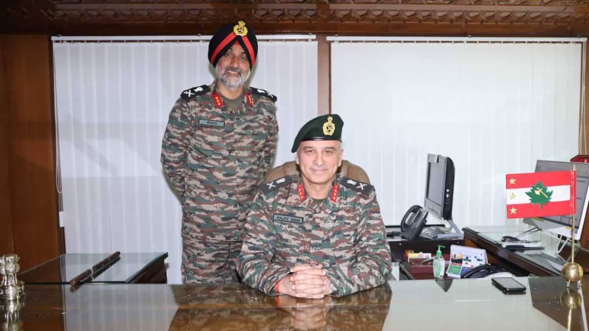 Indian Army: Lieutenant General Rajiv Ghai assumes command of Chinar ...