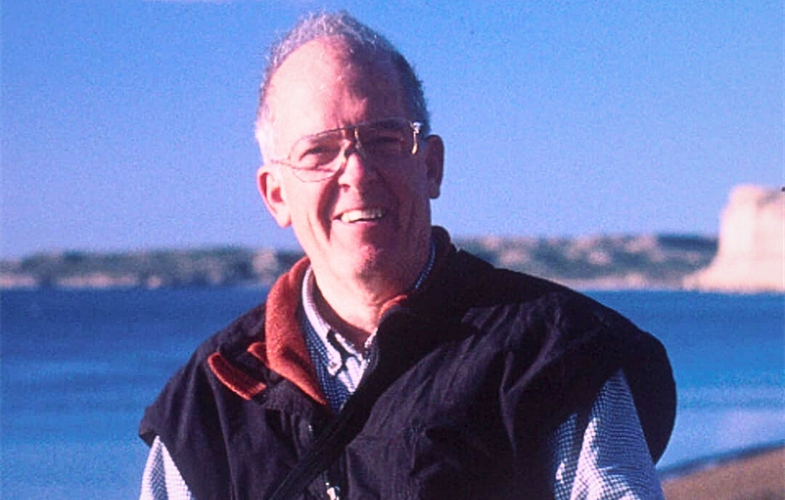 Roger Payne, biologist who discovered whales could sing, passes away at ...