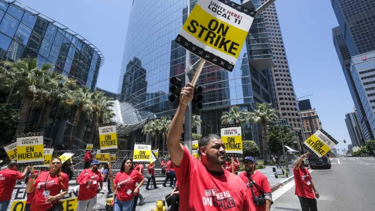 In Pics | Hotel workers in one of the largest strikes in southern ...