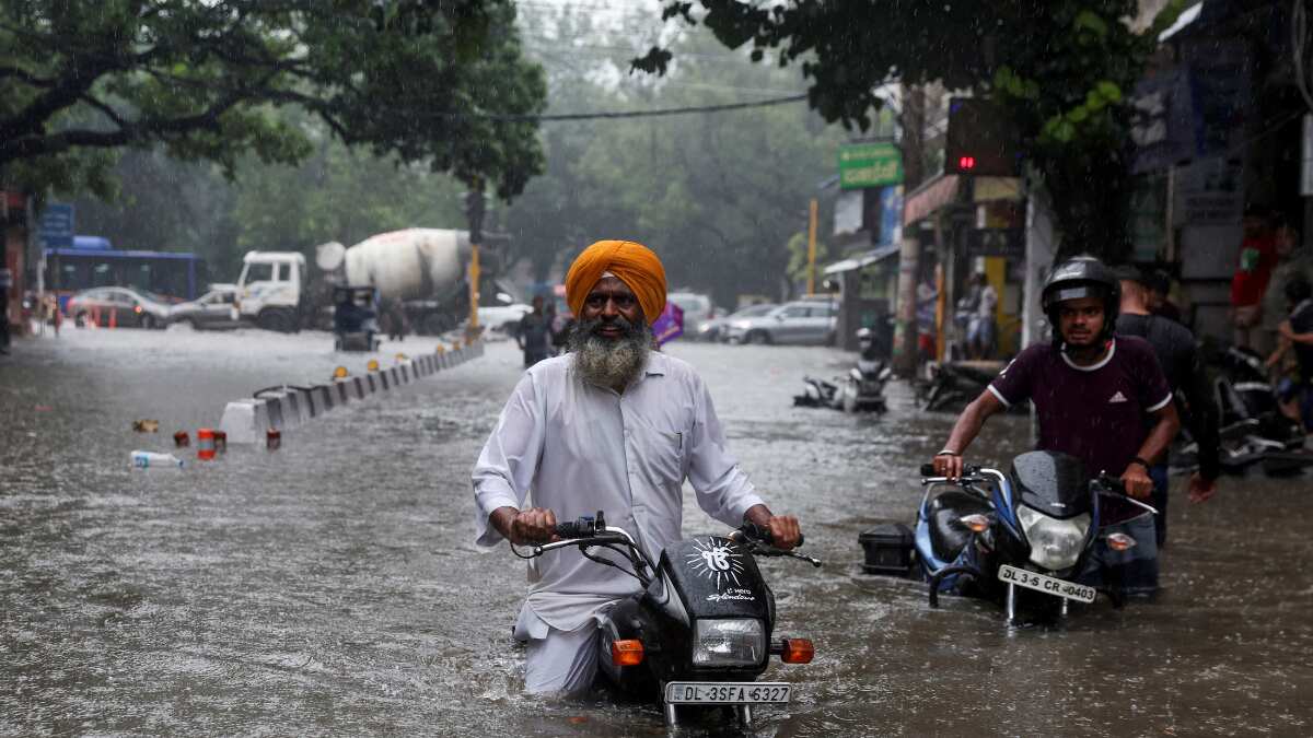 Indian monsoon LIVE updates: Amarnath Yatra resumes, issue of drinking ...