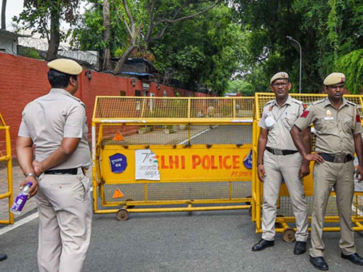 Delhi woman killed with iron rod by cousin for turning down his ...