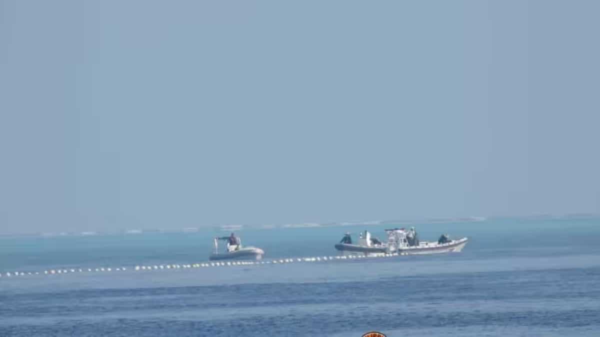 Philippines removes Chinese ‘floating barrier’ in South China Sea after ...