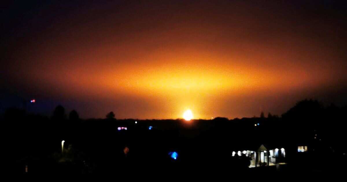 UK: Lightning strike causes huge blast, fire at gas facility near ...