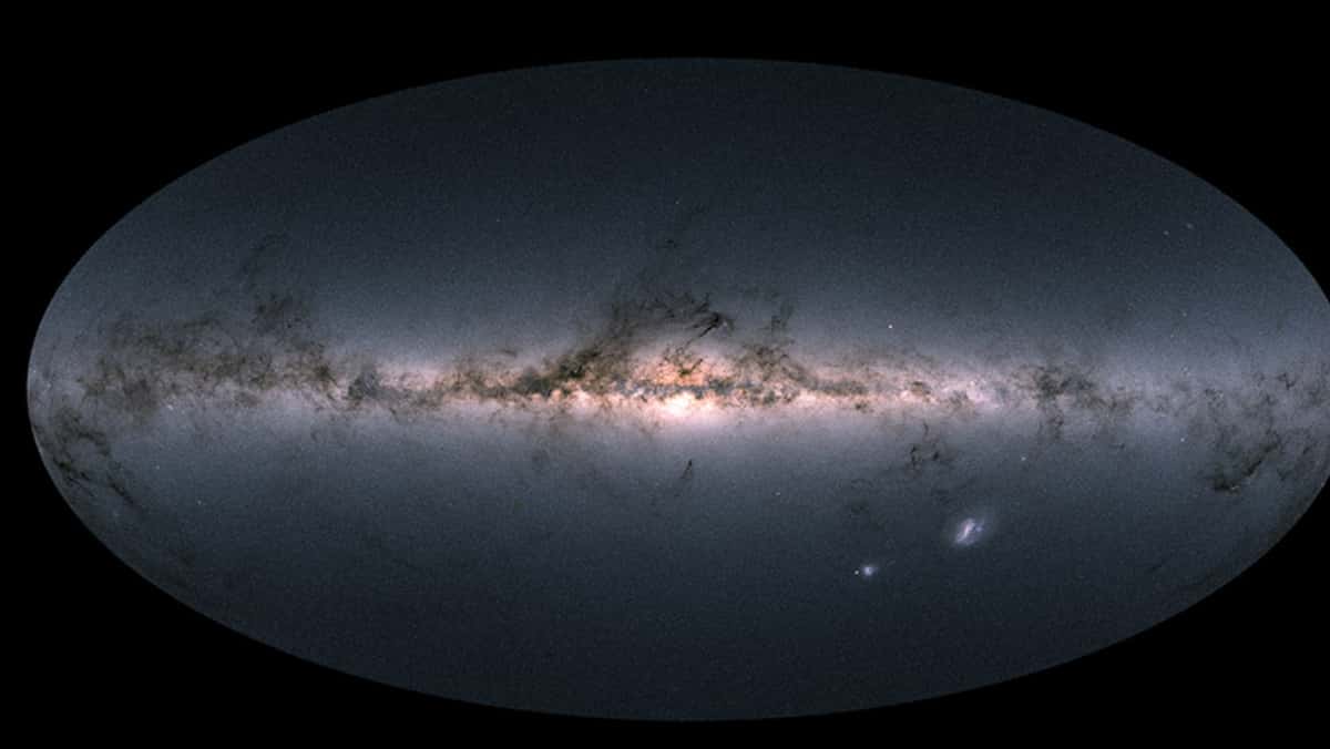 Stunning discovery: Scientists find half a million new stars in Omega ...